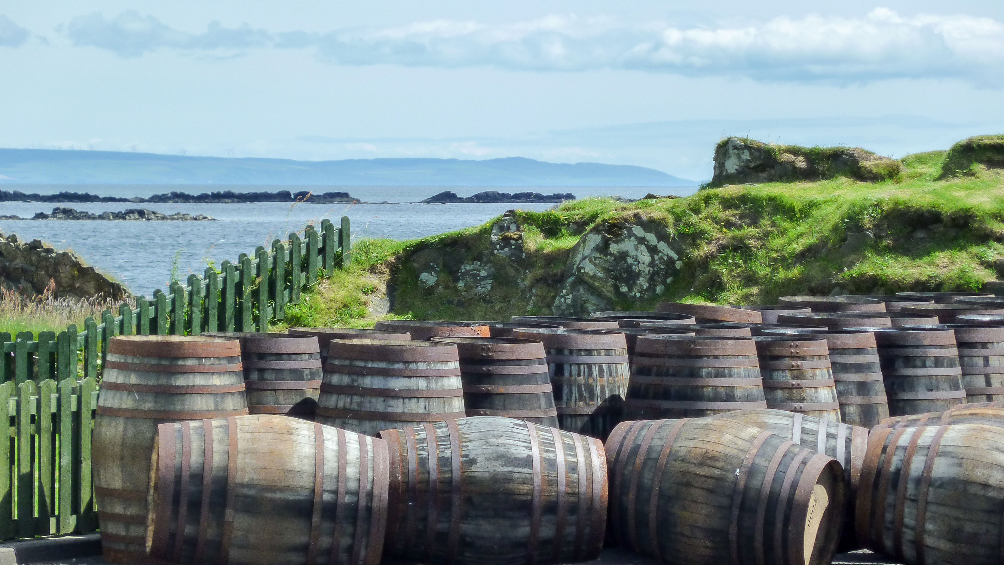 Dram Hopping Across Scotland’s “Whisky Island” | Departures Magazine